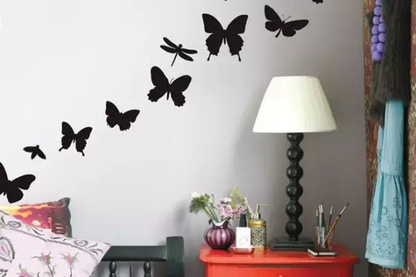 Les murs de décoration avec des papillons le font vous-même + photo 1012_19