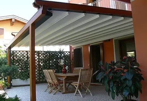 Terrasse-Design in einem Landhaus + Foto 10248_10