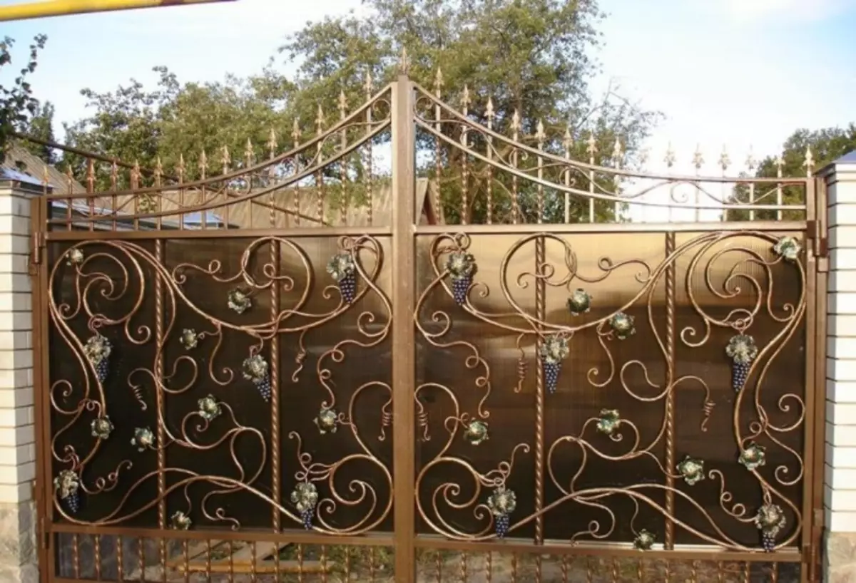 Brána s bránou pre súkromný dom + foto 10555_4