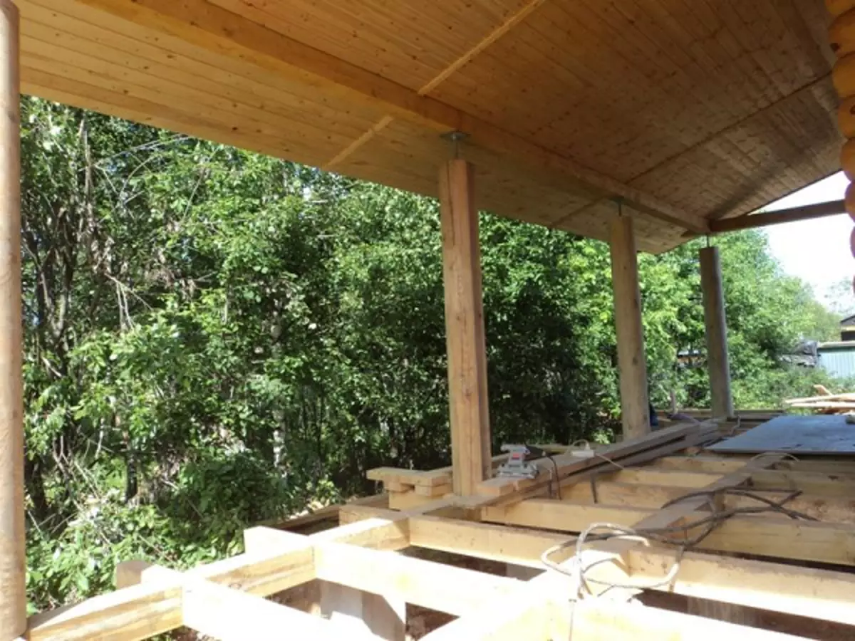 Eve bir veranda inşa etmek 10930_18