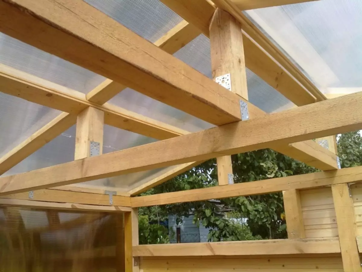 Ako vybudovať verandu s vlastnými rukami 10933_8