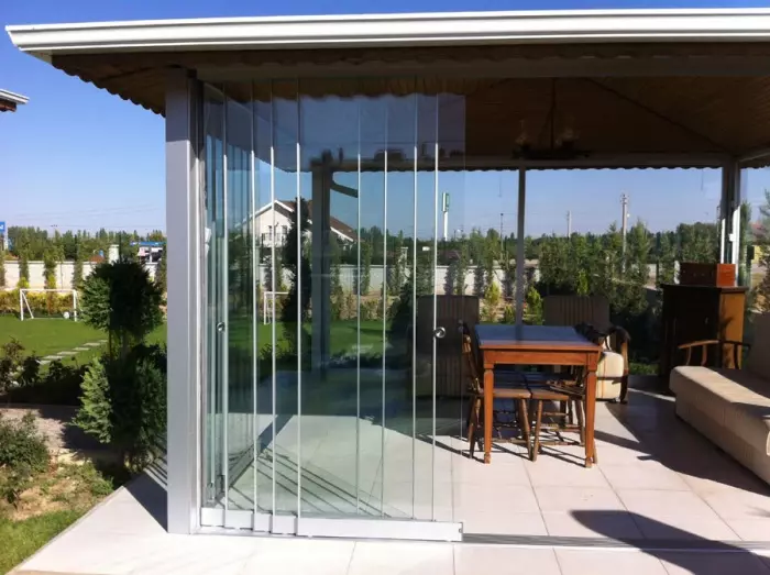Stiklo verandas ir terasos į namus + nuotrauką 10936_11