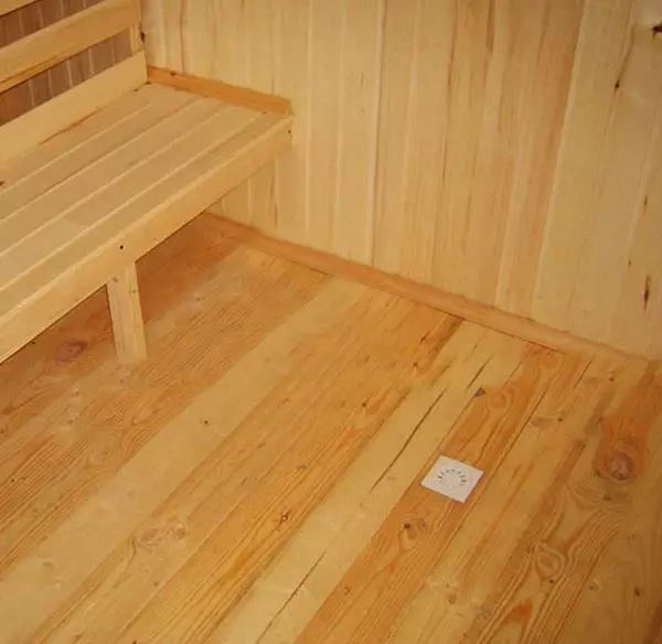 Lantai kayu di kamar mandi 11144_2