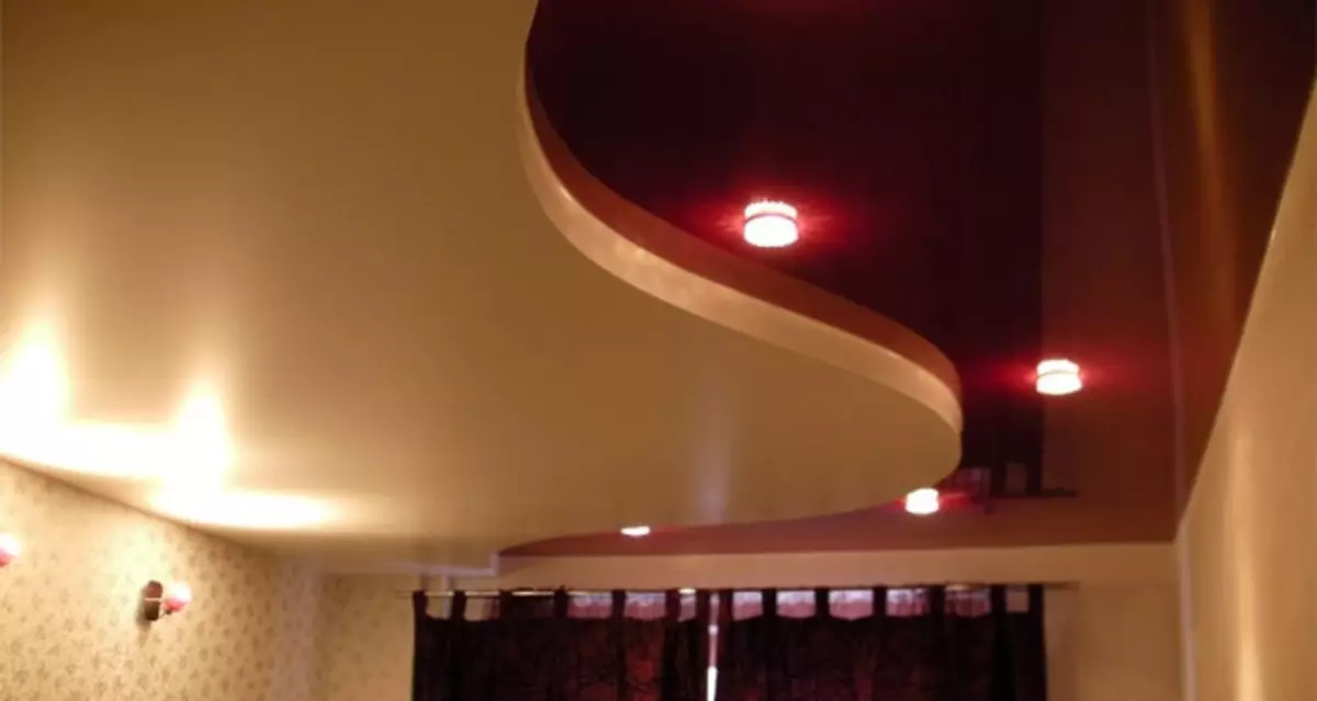PVC-stretch plafond: mat, glanzend, fabrikanten, installatie