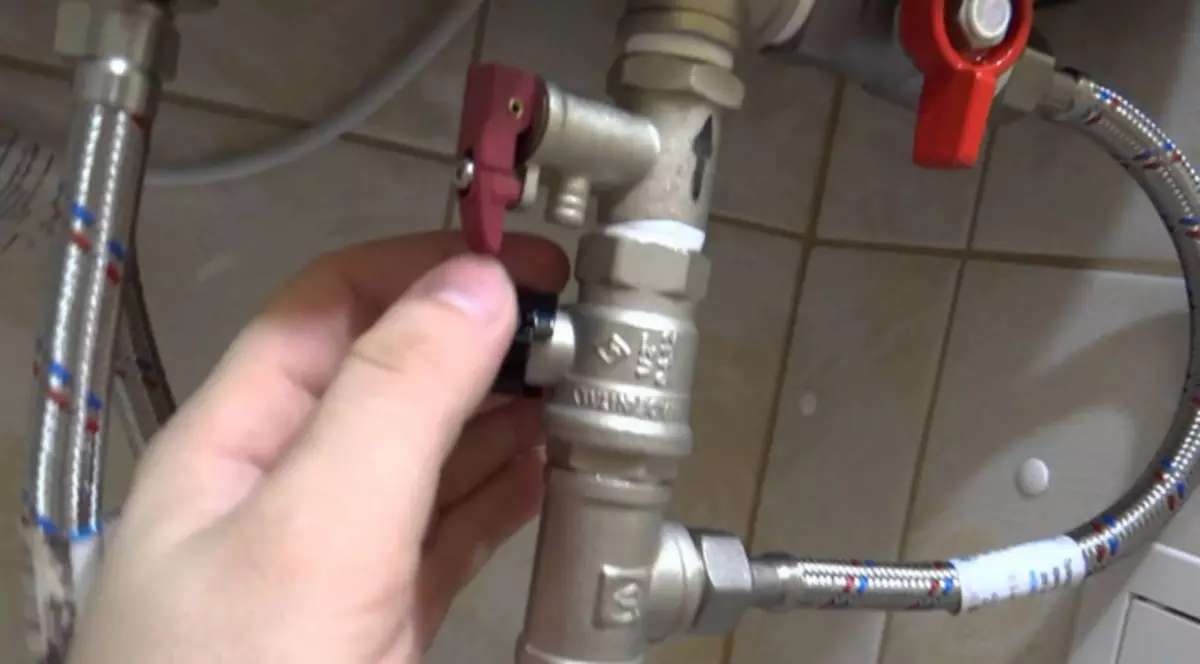 Safety valve for boiler: installation and adjustment 11376_9