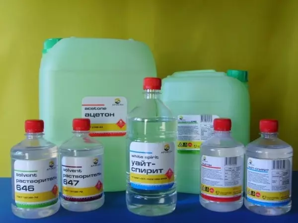 Solvents ng grado 646, p 4: komposisyon, density, gost, application, pagkonsumo sa bawat 1 m2 11389_1