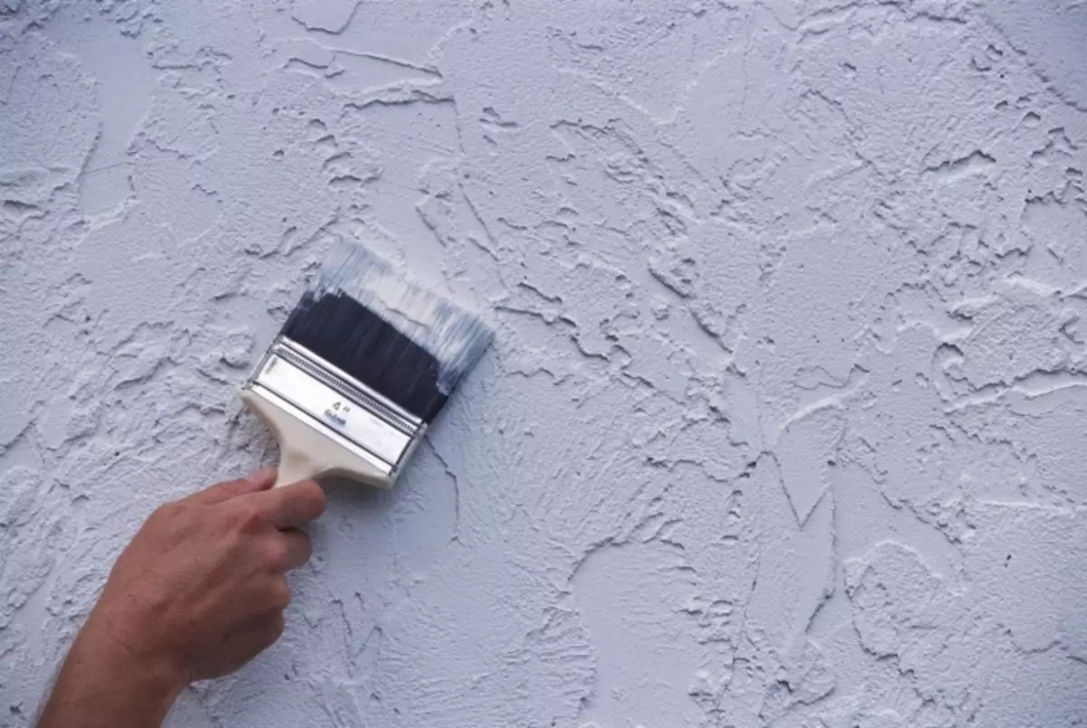 Cara ngetrapake wallpaper cair kanggo tembok + video 11866_10
