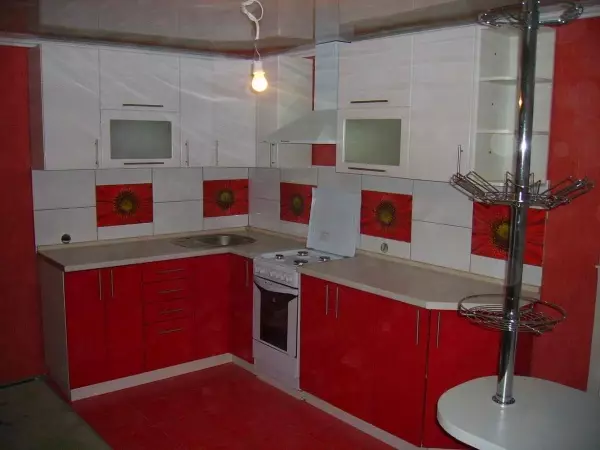 Bucătărie roșie și albă + fotografie 12249_7