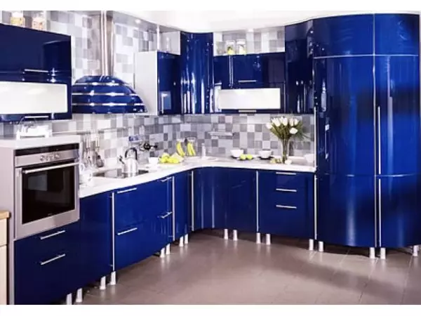 Wite-blauwe keuken yn it ynterieur + foto 12251_9