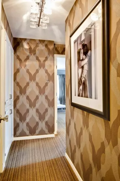 Wallpaper in a small hallway + photo 12267_7