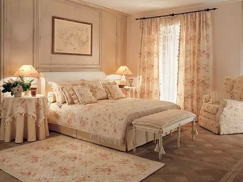 Bakgrunn og gardiner for soverom i stil med Provence 12312_1