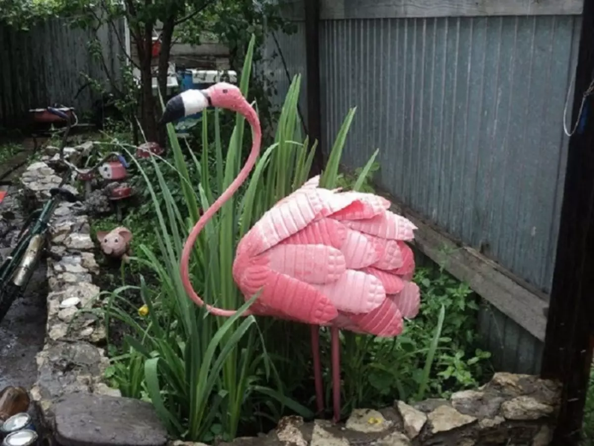 Flamingo iz plastičnih steklenic 12394_4