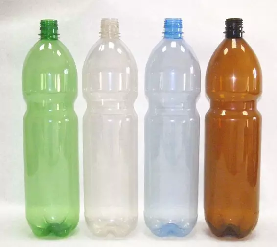 Putika de garrafas de plástico com suas próprias mãos passo a passo 12402_2