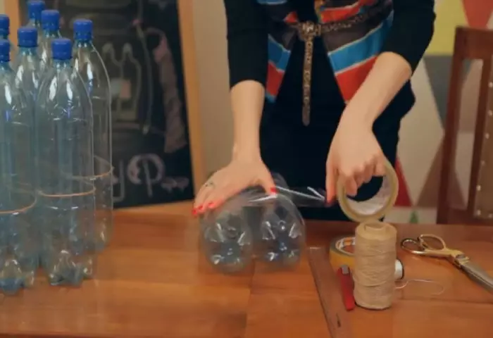 Putika de garrafas de plástico com suas próprias mãos passo a passo 12402_4