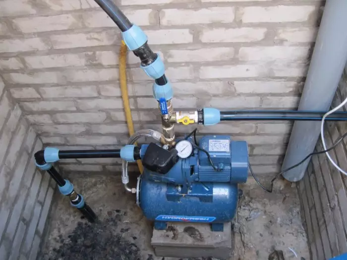 Connecter la pompe à surface au puits 12455_1