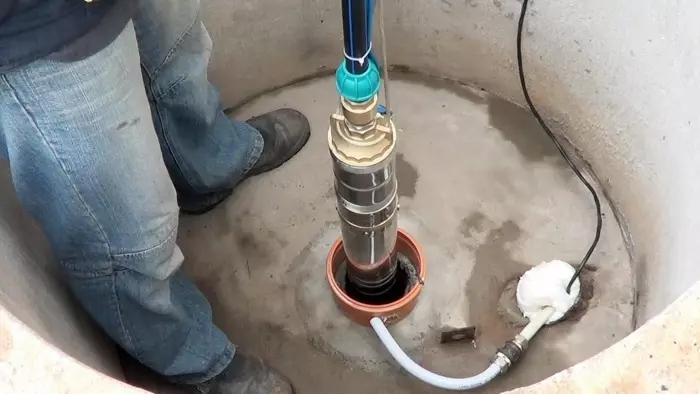 Kako spustiti pumpu u bunaru 12457_1