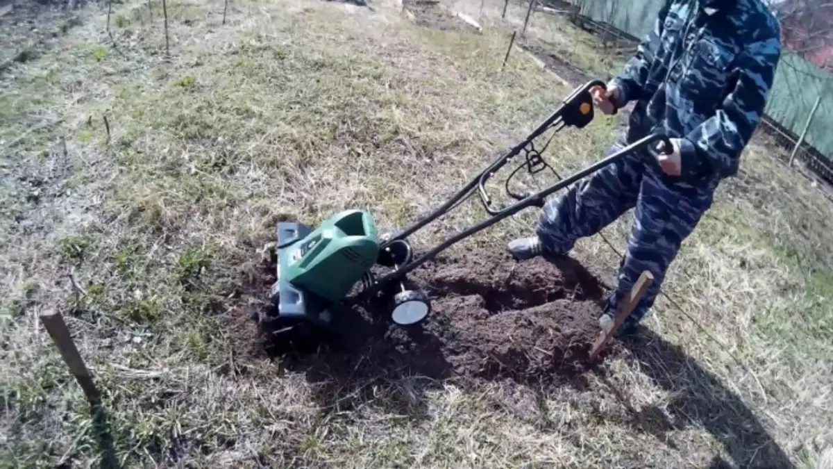 Cultivateur électrique 