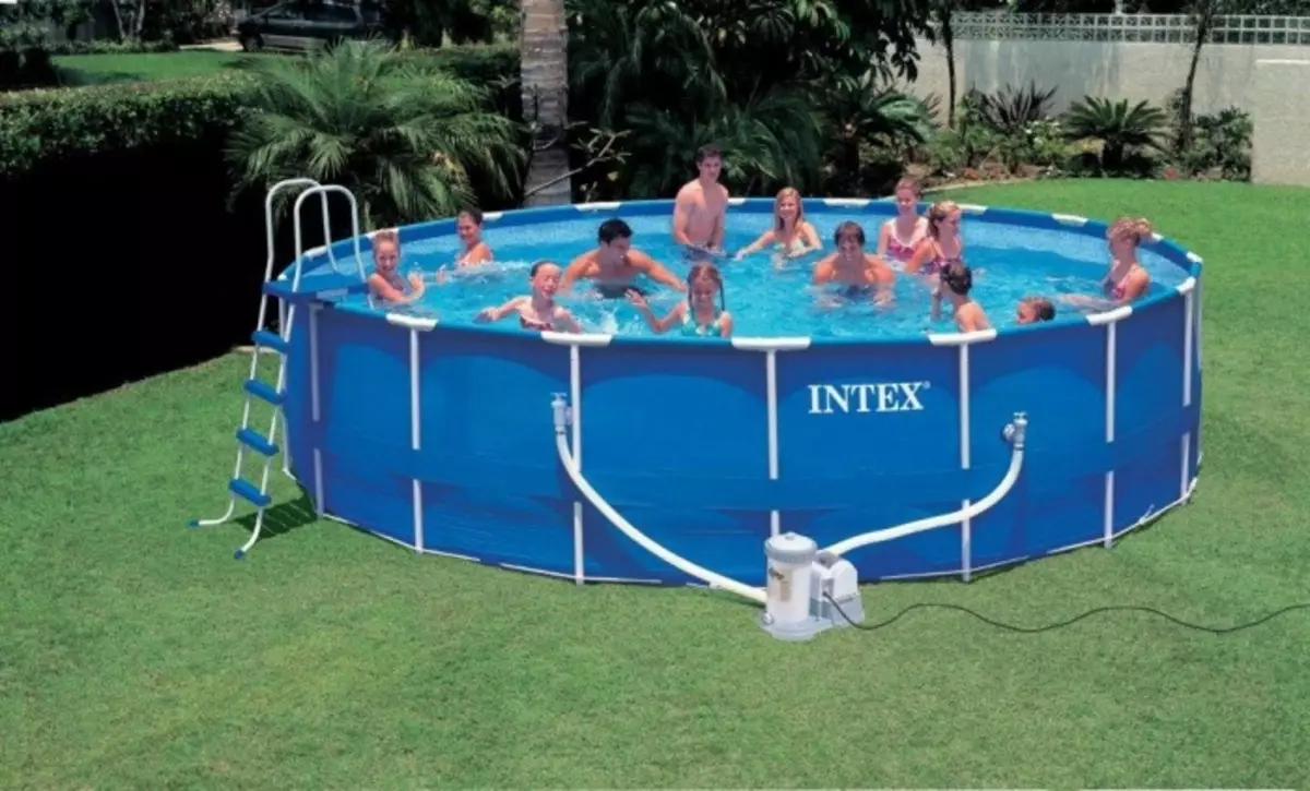 Як заклеїти басейн «Intex» 12591_1
