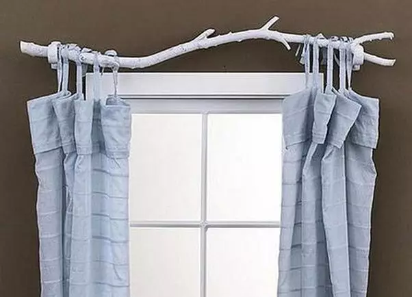 Como pendurar cortinas sem cornija 12724_11