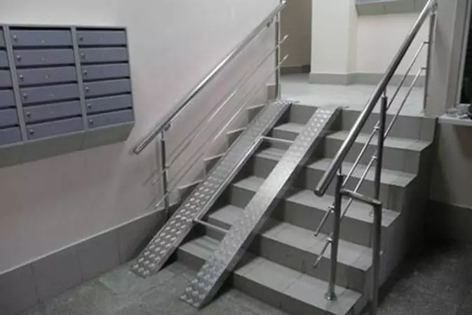 Rampas plegadas para escaleras.