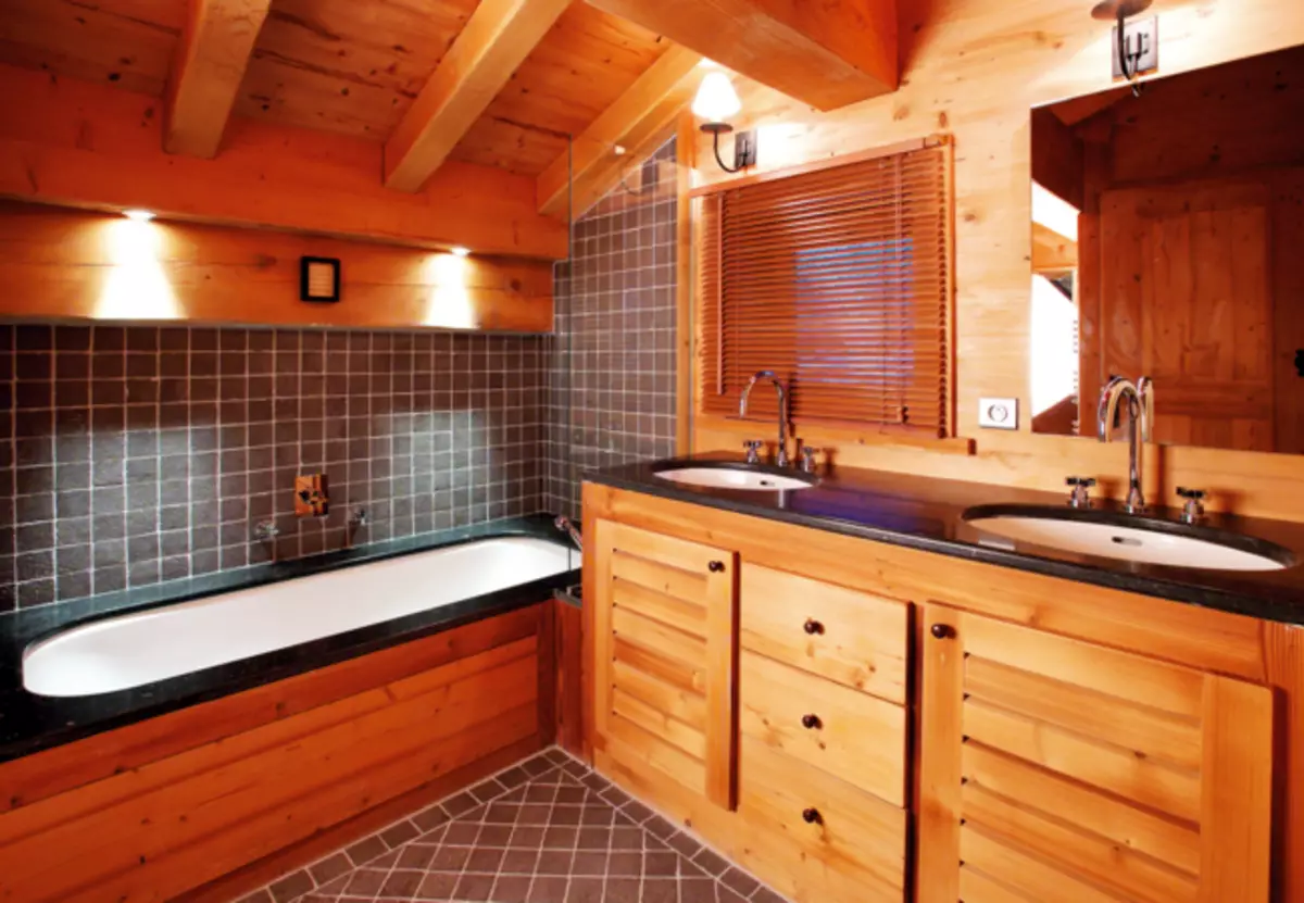 حمام در یک خانه چوبی 1415_1