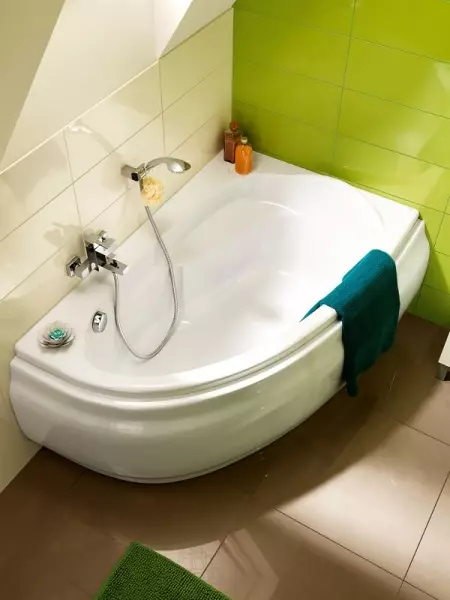 Vonios kambarys su kampu vonios dizainu + nuotrauka 1421_13