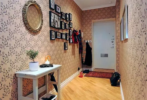 Kif beautifully shove wallpaper fil-hallway + ritratt 154_3