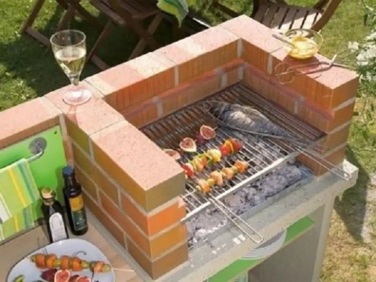 Ukwenza i-barbecue ngezandla zakho + ifoto 15686_8