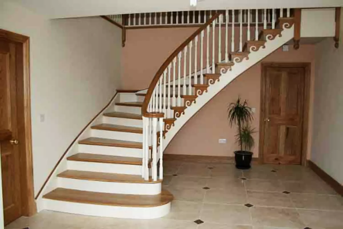 コンクリート製の階段