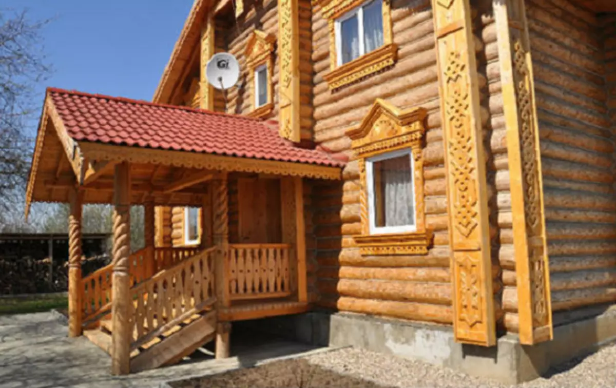 Porch van een houten huis + fotogalerij 15860_14