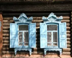 مصاريع النافذة للبيوت: خشبي ومعادن 1614_2