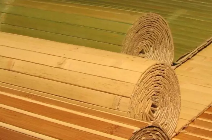 Kaip klijuoti bambuko tapetą + video 16206_3
