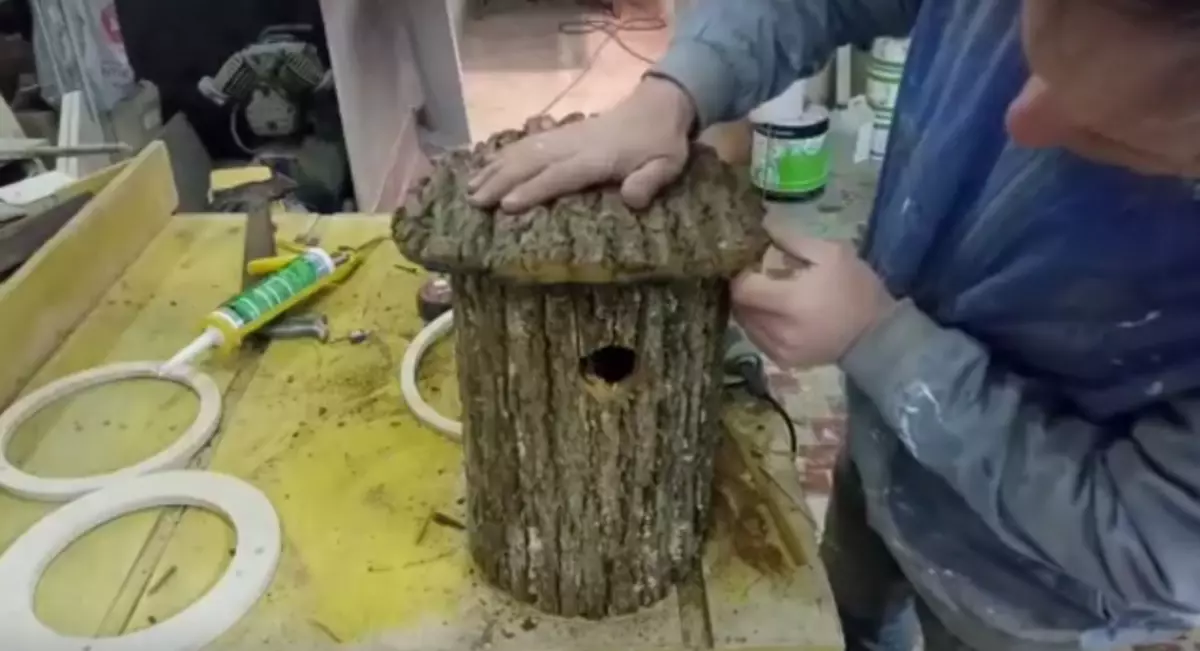 나무의 birdhouse : 자신을 만드는 방법, 그림, 계획, 사진 만드는 방법