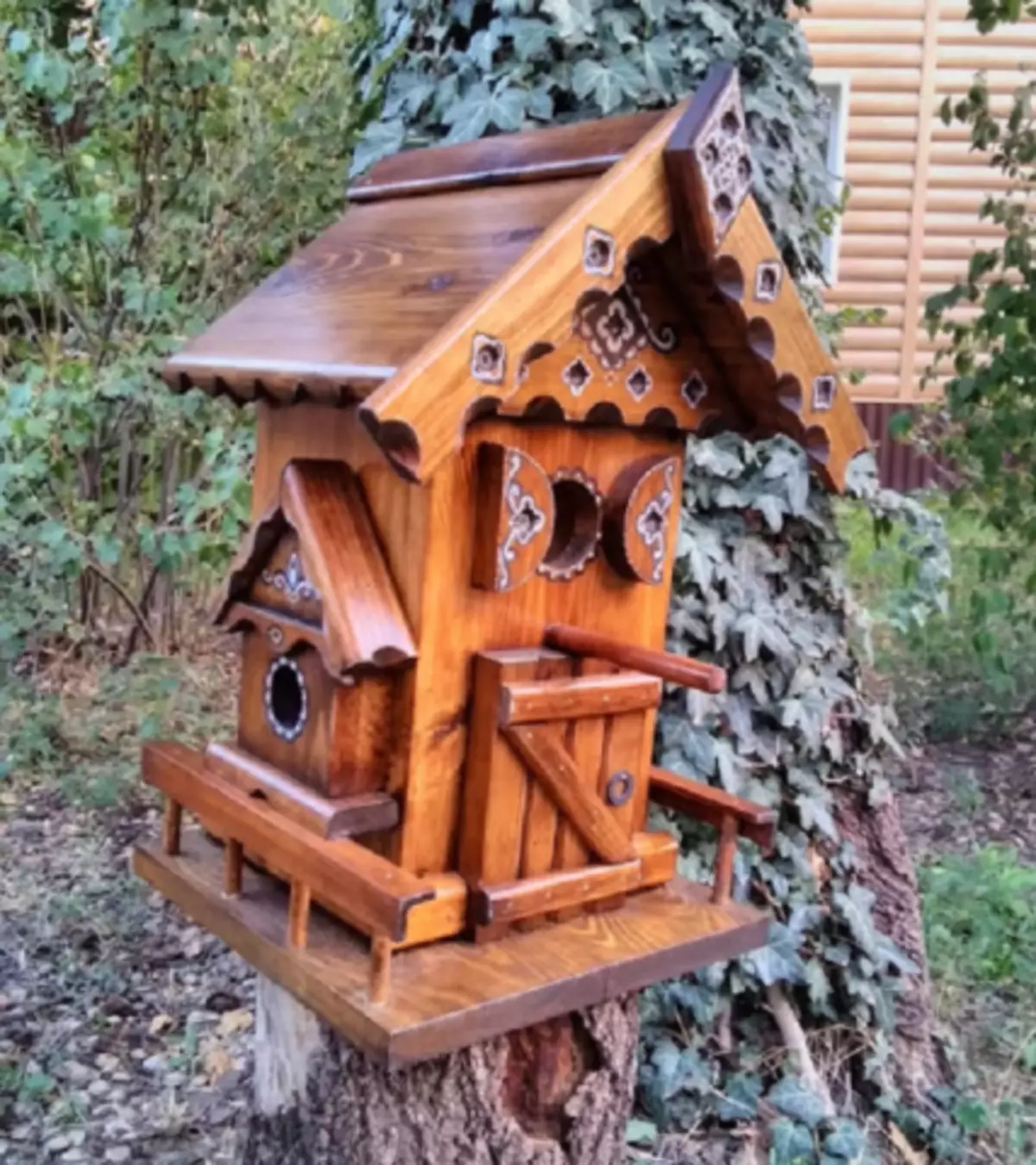 Birdhouse of Wood: Kako to učiniti, crteži, sheme, fotografije