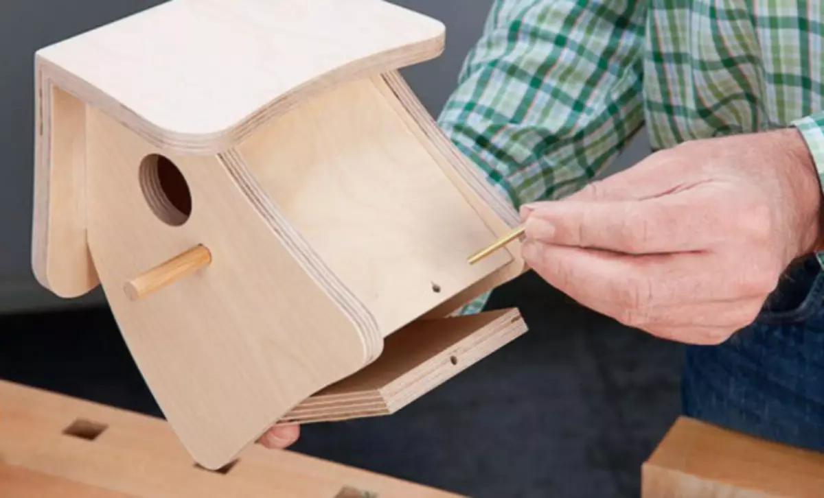 Plywood থেকে Birdhouse: মাপ, অঙ্কন, কিভাবে এটি নিজেকে করতে