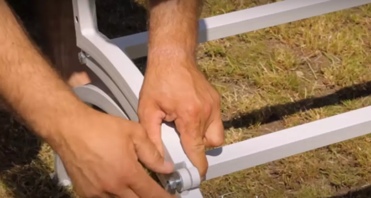 Come fare una panca trasformante con le tue mani: disegni, foto, video