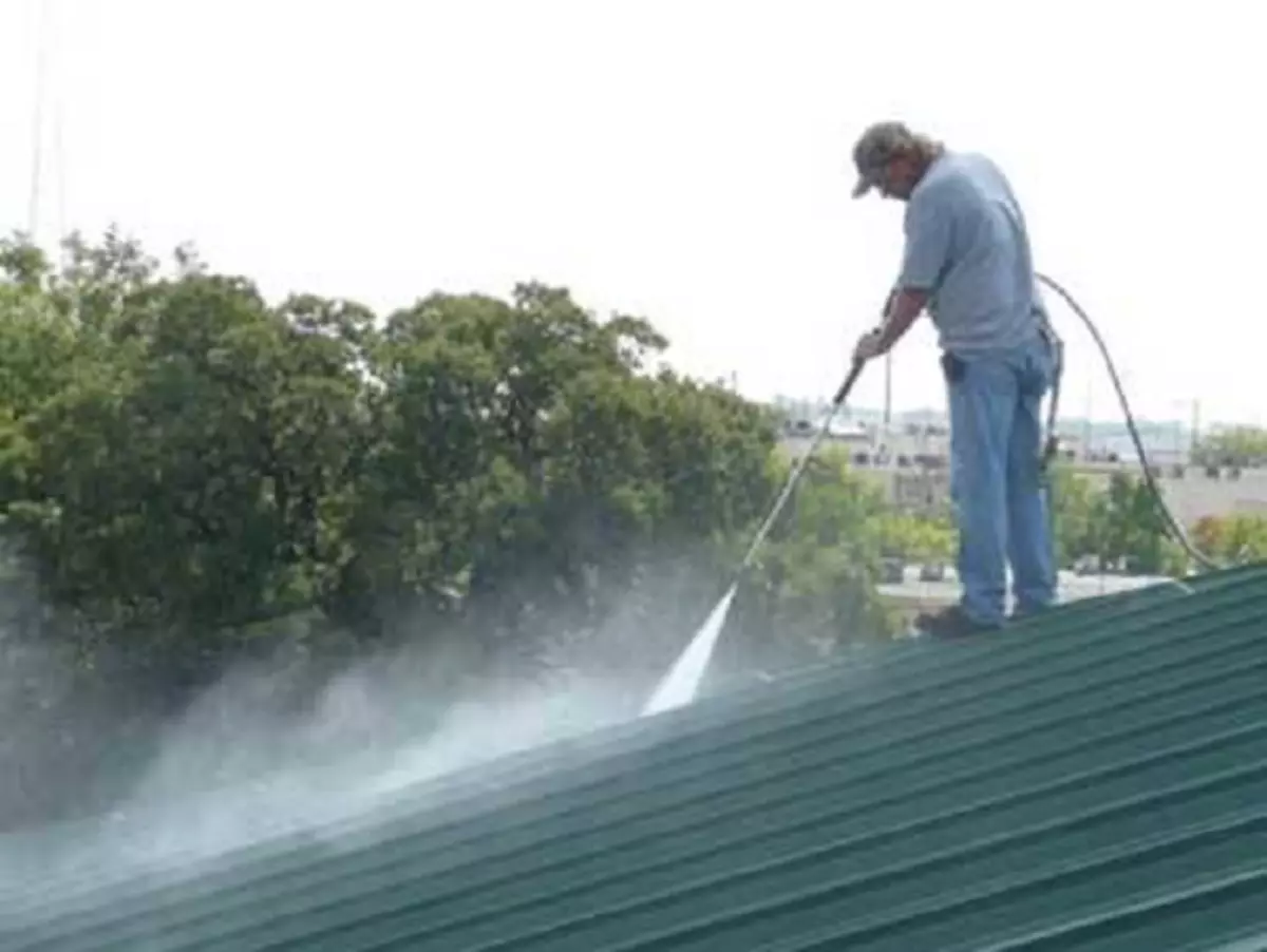 Como pintar um telhado galvanizado