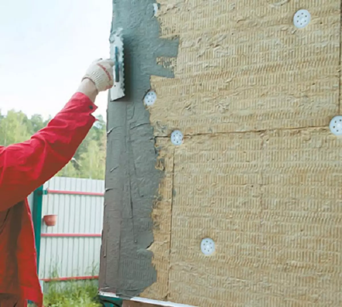 მინვატას მიერ კედლების იზოლაციის ტექნოლოგია stucco- ს გარეთ