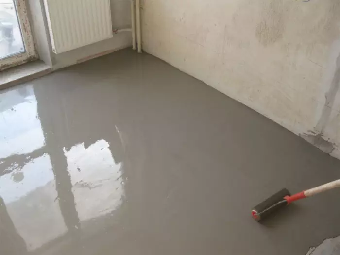Filling the floor by self-leveling mixture with your own hands + video 4556_6