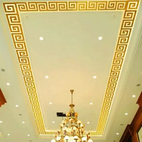 Stickers on stretch ceilings: how to choose, views and photos