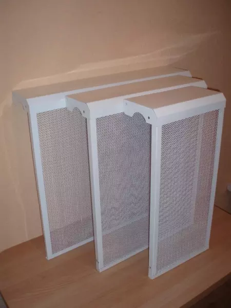 Lattices për radiatorët e ngrohjes 4748_8
