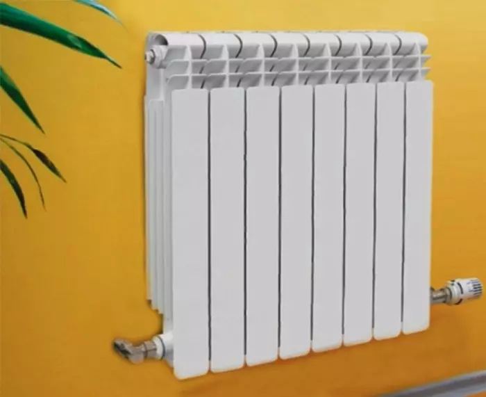 Alumini inapokanzwa radiators. 4756_2
