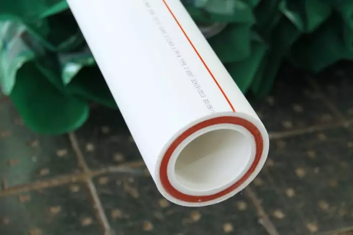 Tubi rinforzati in fibra di vetro in polipropilene per il riscaldamento 4774_4