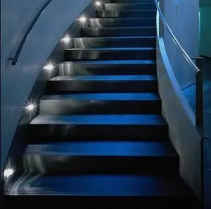 Escaleras de iluminación en casa privada + foto 4802_2