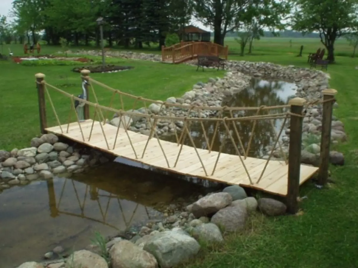 Podul decorativ pentru grădină: Cum de a face tu, foto