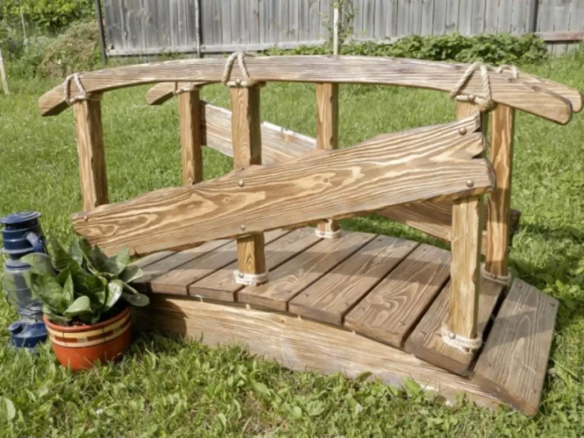 Декоративен мост за градина: како да се направи тоа, слика