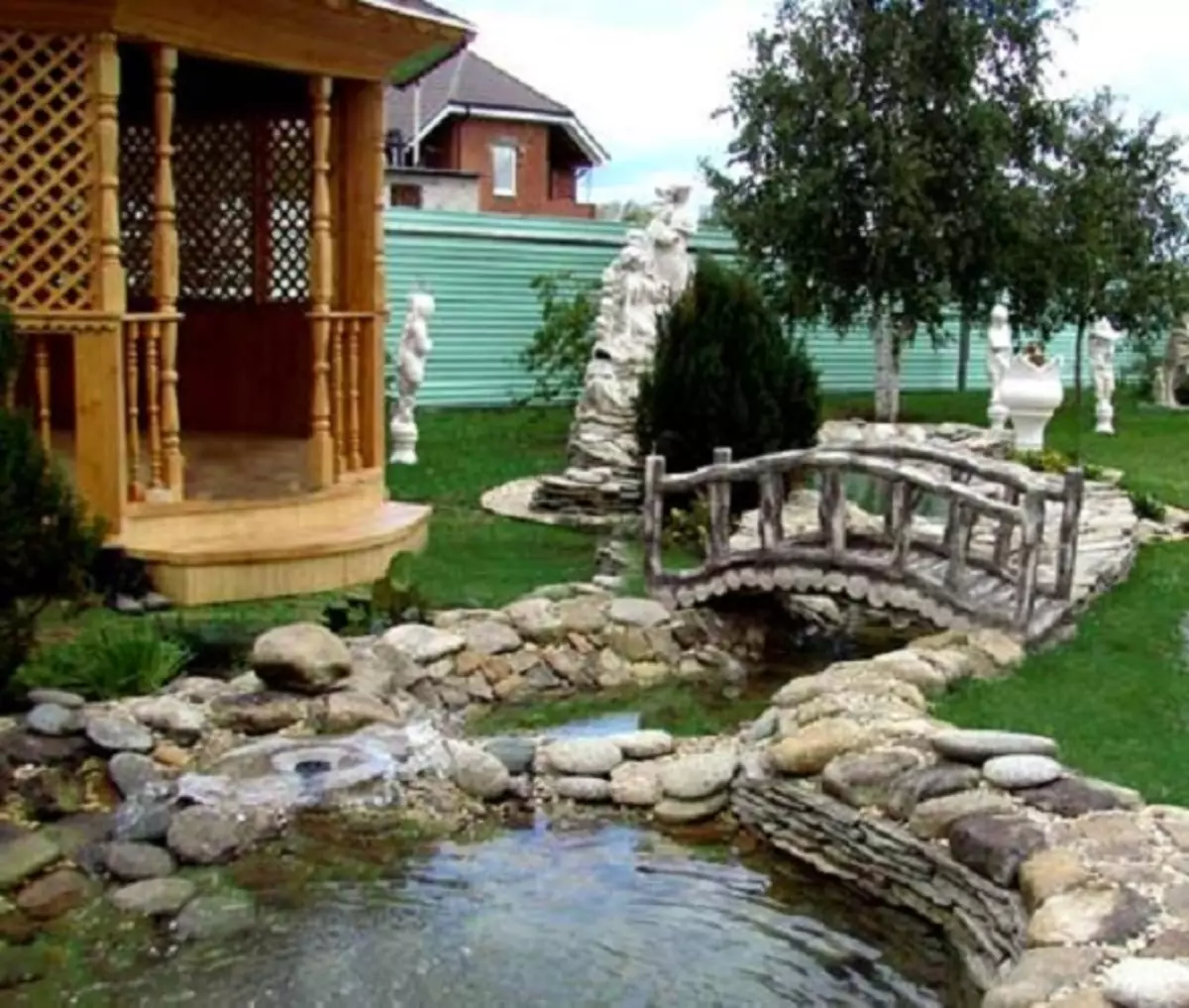 Dekorativ bro för trädgård: Hur man gör det själv, foto