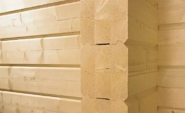 Устройство на къща от залепен дървен материал 4912_4