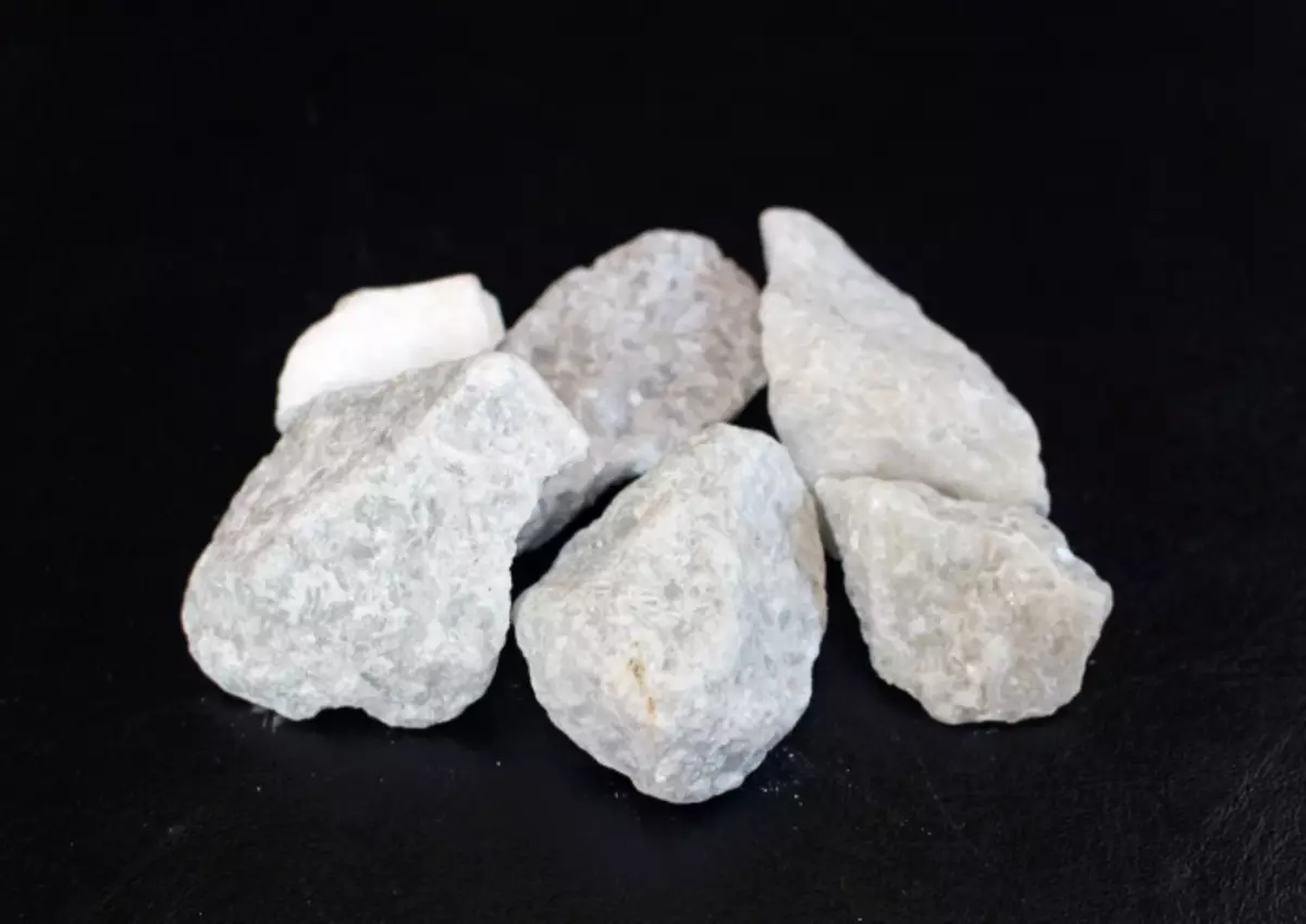 Скршен камен: видови, карактеристики, обем и прегледи 5374_45