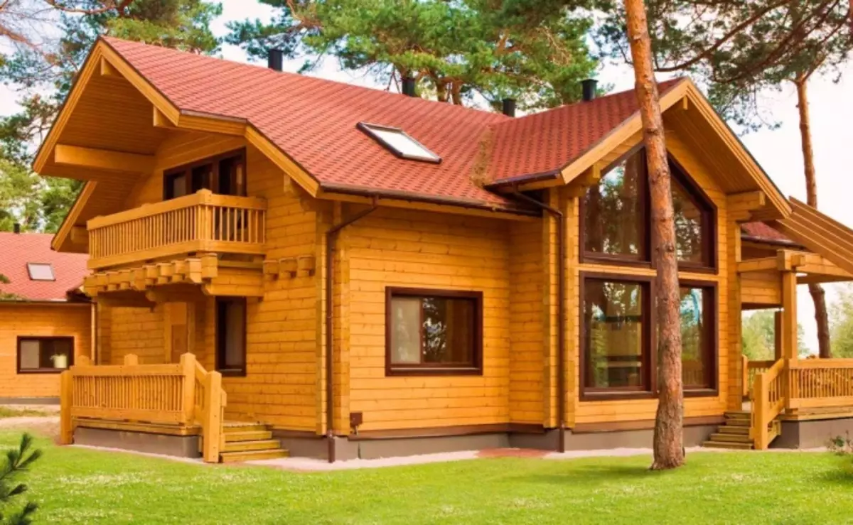 Rumah yang diperbuat daripada batu bata dan kayu kayu + foto 547_4